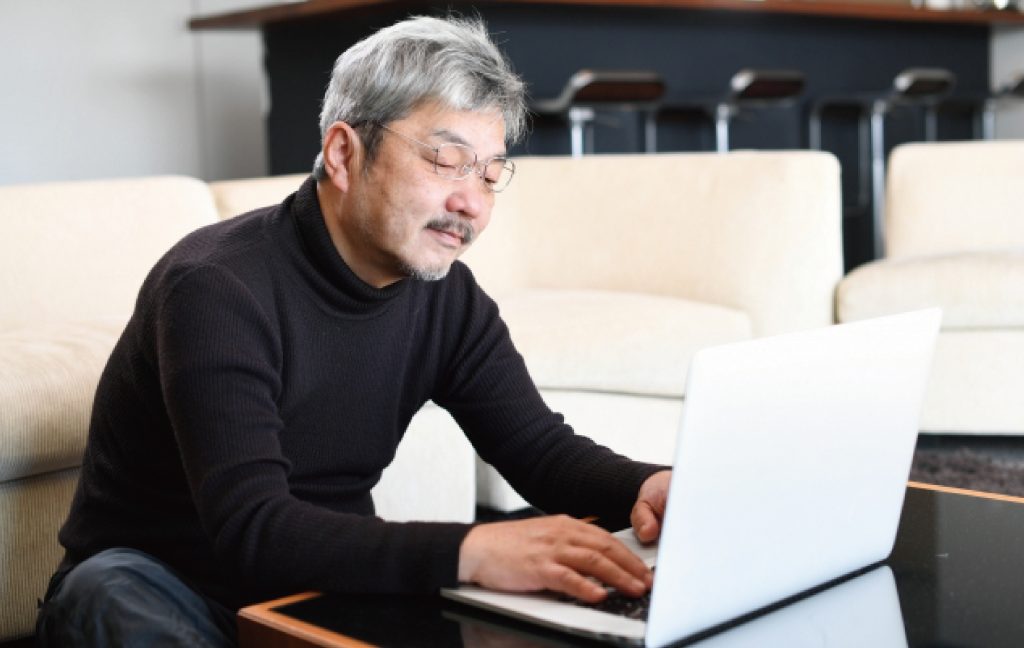 【60歳からの仕事探し】おススメの職業5選!探し方と注意点もご紹介! 警備メディア